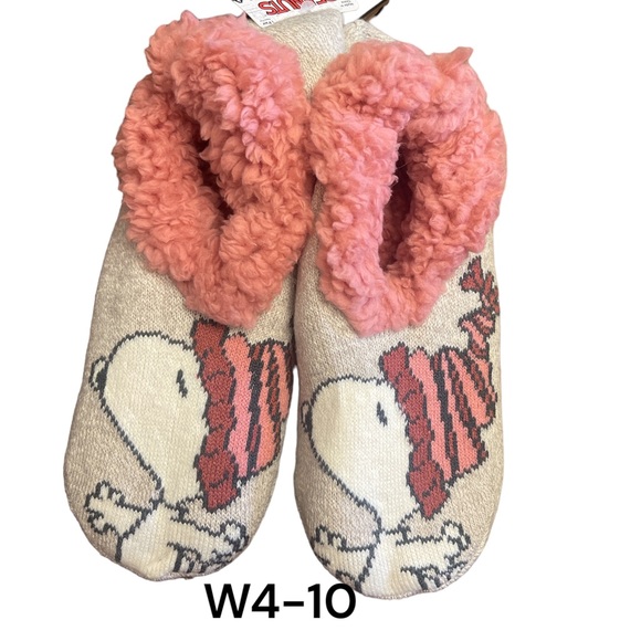 Peanuts | Shoes | Snoopy X Peanuts Slipper Socks | Poshmark